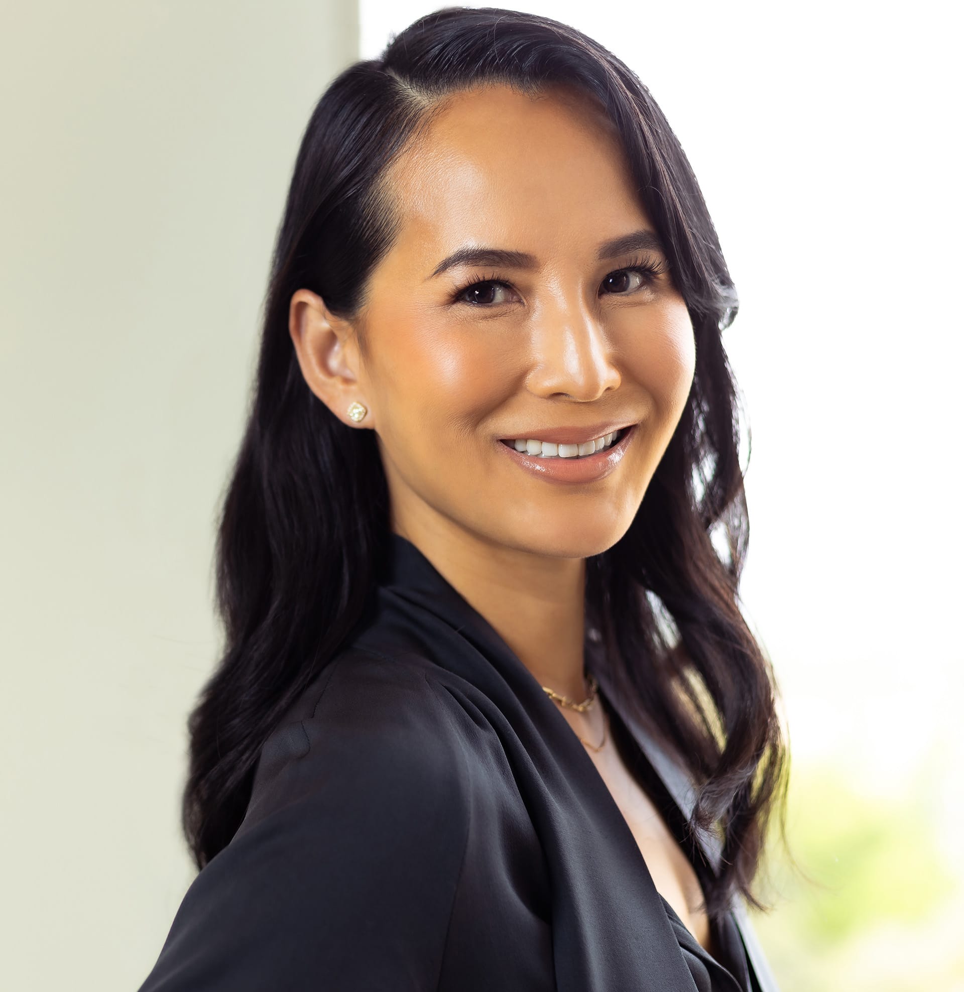 Female Plastic Surgeon Beverly Hills | Asian Plastic Surgeon Beverly Hills